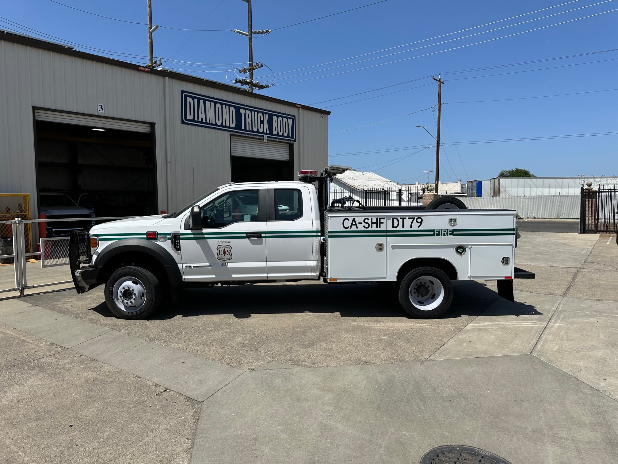 USFS R5 Dozer Tender Body - 321